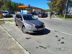 Violet Skoda SuperB 2011 in Tallinn, with an engine capacity of 2.00 L and mileage of 370 thousand km for 3299 €, photo 6 on AUTOMOTO.COM.LV