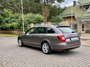 Violet Skoda SuperB 2014 in Vilnius, with an engine capacity of 1.98 L and mileage of 335 thousand km for 5000 €, photo 6 on AUTOMOTO.COM.LV