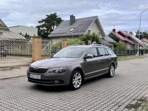 Violet Skoda SuperB 2014 in Vilnius, with an engine capacity of 1.98 L and mileage of 335 thousand km for 5000 €, photo 8 on AUTOMOTO.COM.LV