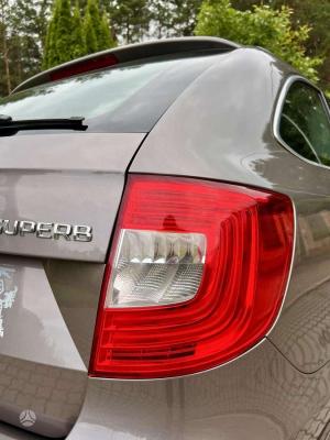 Violet Skoda SuperB 2014 in Vilnius, with an engine capacity of 1.98 L and mileage of 335 thousand km for 5000 €, photo 11 on AUTOMOTO.COM.LV