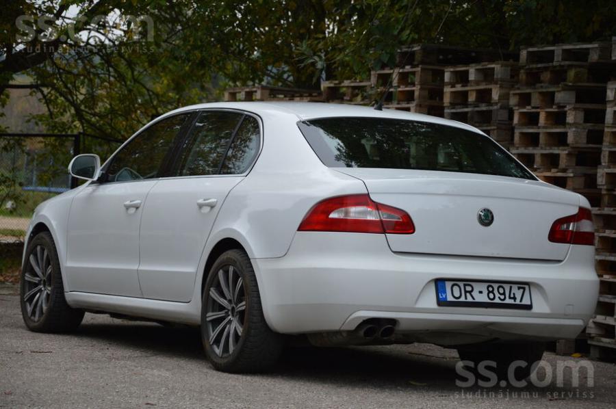 Balts Skoda SuperB 2008 Tukums, ar dzinēja tilpumu 1.80 L un nobraukumu 321 tūkst. km par 2100 €, foto 4 vietnē AUTOMOTO.COM.LV
