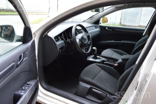 White Skoda SuperB 2008 in Tukums, with an engine capacity of 1.80 L and mileage of 321 thousand km for 2100 €, photo 8 on AUTOMOTO.COM.LV