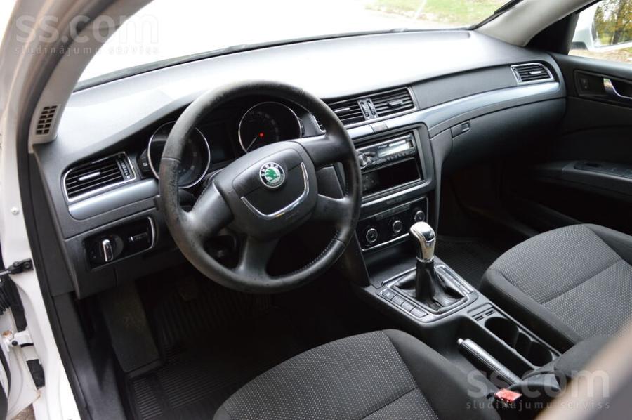Balts Skoda SuperB 2008 Tukums, ar dzinēja tilpumu 1.80 L un nobraukumu 321 tūkst. km par 2100 €, foto 9 vietnē AUTOMOTO.COM.LV