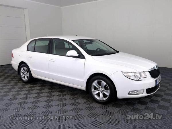 Balts Skoda SuperB 2010 Tallina, ar dzinēja tilpumu 1.80 L un nobraukumu 323 tūkst. km par 1999 €, foto 1 vietnē AUTOMOTO.COM.LV