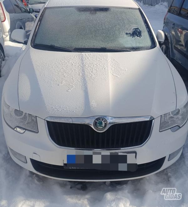 White Skoda SuperB 2010 in Siauliai, with an engine capacity of 1.80 L and mileage of 317 thousand km for 3350 €, photo 1 on AUTOMOTO.COM.LV