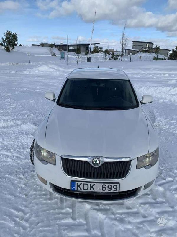 Balts Skoda SuperB 2010 Klaipėda, ar dzinēja tilpumu 1.97 L un nobraukumu 283 tūkst. km par 2950 €, foto 4 vietnē AUTOMOTO.COM.LV