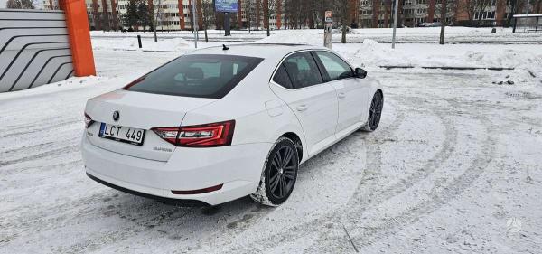 Balts Skoda SuperB 2015 Klaipėda, ar dzinēja tilpumu 1.97 L un nobraukumu 203 tūkst. km par 9800 €, foto 4 vietnē AUTOMOTO.COM.LV