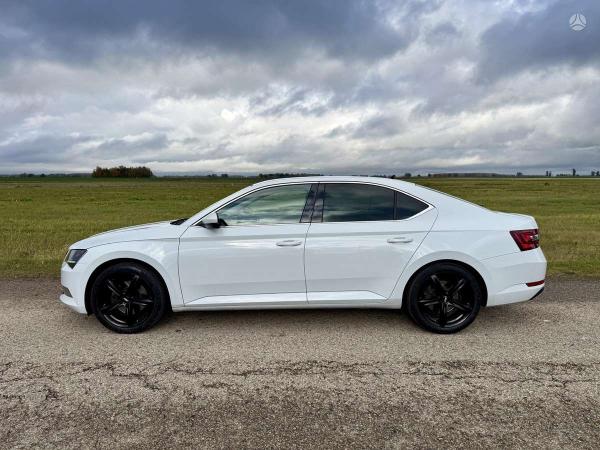Balts Skoda SuperB 2016 Vilkaviškis, ar dzinēja tilpumu 1.97 L un nobraukumu 267 tūkst. km par 11900 €, foto 6 vietnē AUTOMOTO.COM.LV