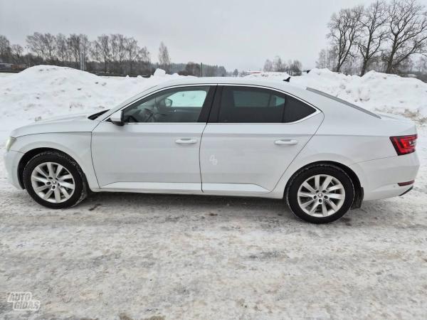 Balts Skoda SuperB 2016 Viļņa, ar dzinēja tilpumu 2.00 L un nobraukumu 291 tūkst. km par 9700 €, foto 7 vietnē AUTOMOTO.COM.LV