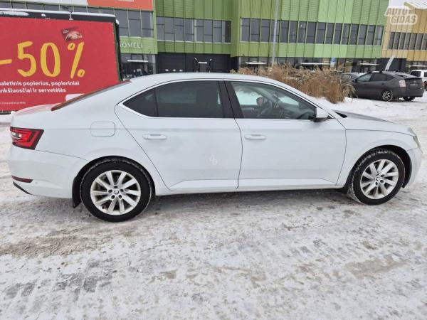Balts Skoda SuperB 2016 Viļņa, ar dzinēja tilpumu 2.00 L un nobraukumu 291 tūkst. km par 9700 €, foto 8 vietnē AUTOMOTO.COM.LV