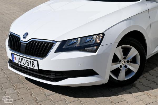 White Skoda SuperB 2016 in Kretinga, with an engine capacity of 1.60 L and mileage of 265 thousand km for 7999 €, photo 4 on AUTOMOTO.COM.LV