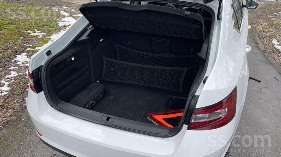 Balts Skoda SuperB 2016 Rīga, ar dzinēja tilpumu 1.80 L un nobraukumu 290 tūkst. km par 6900 €, foto 12 vietnē AUTOMOTO.COM.LV