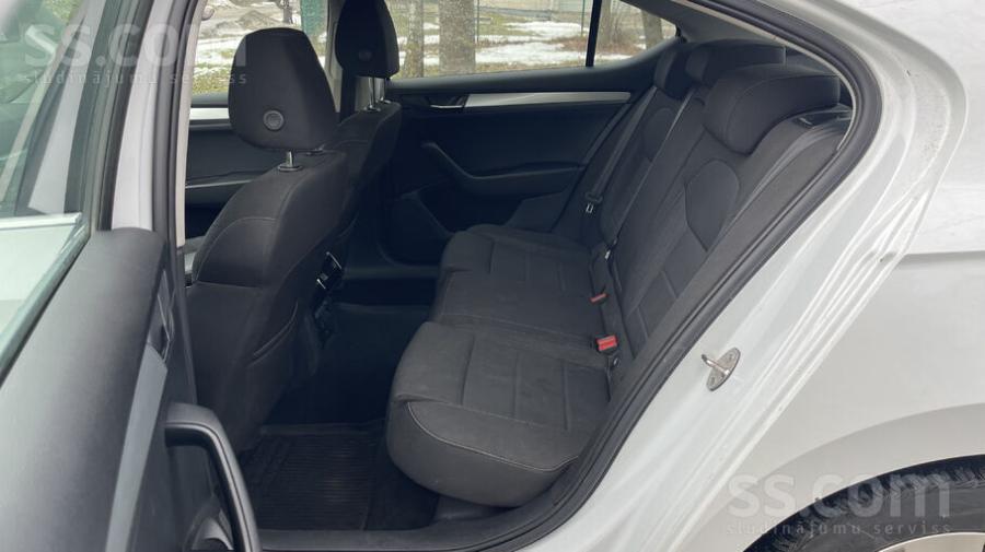 Balts Skoda SuperB 2016 Rīga, ar dzinēja tilpumu 1.80 L un nobraukumu 290 tūkst. km par 6900 €, foto 16 vietnē AUTOMOTO.COM.LV