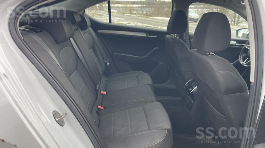 Balts Skoda SuperB 2016 Rīga, ar dzinēja tilpumu 1.80 L un nobraukumu 290 tūkst. km par 6900 €, foto 21 vietnē AUTOMOTO.COM.LV