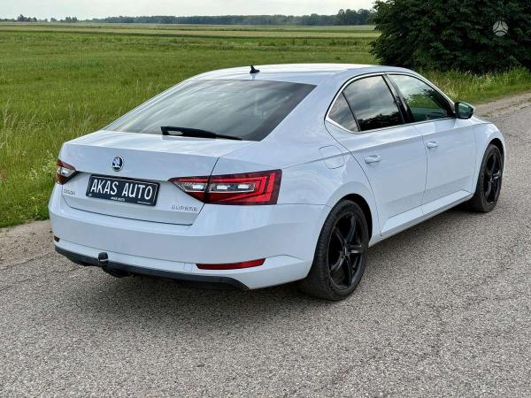 Balts Skoda SuperB 2016 Vilkaviškis, ar dzinēja tilpumu 1.97 L un nobraukumu 267 tūkst. km par 10700 €, foto 3 vietnē AUTOMOTO.COM.LV