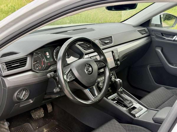 Balts Skoda SuperB 2016 Vilkaviškis, ar dzinēja tilpumu 1.97 L un nobraukumu 267 tūkst. km par 10700 €, foto 10 vietnē AUTOMOTO.COM.LV