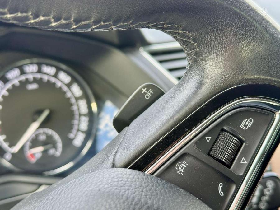 Balts Skoda SuperB 2016 Vilkaviškis, ar dzinēja tilpumu 1.97 L un nobraukumu 267 tūkst. km par 10700 €, foto 18 vietnē AUTOMOTO.COM.LV