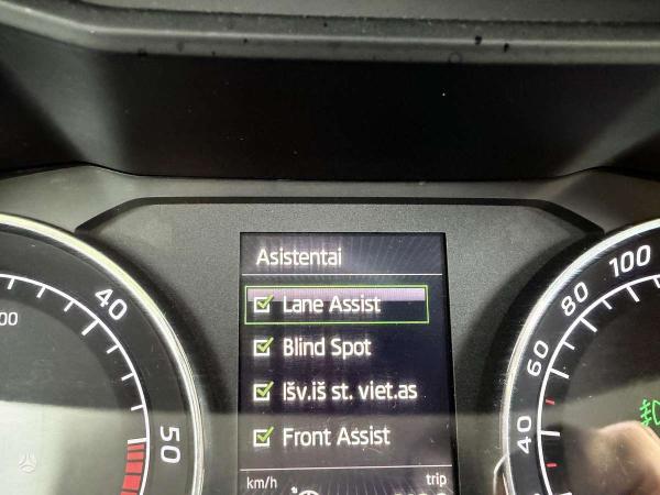 Balts Skoda SuperB 2016 Kauņa, ar dzinēja tilpumu 1.97 L un nobraukumu 247 tūkst. km par 9350 €, foto 8 vietnē AUTOMOTO.COM.LV