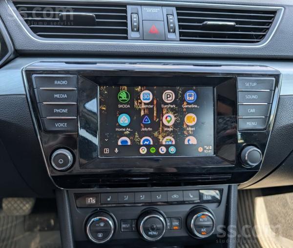Balts Skoda SuperB 2016 Rīga, ar dzinēja tilpumu 1.80 L un nobraukumu 293 tūkst. km par 5500 €, foto 2 vietnē AUTOMOTO.COM.LV