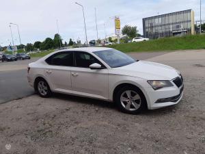 White Skoda SuperB 2016 in Klaipeda, with an engine capacity of 1.60 L and mileage of 285 thousand km for 5400 €, photo 4 on AUTOMOTO.COM.LV