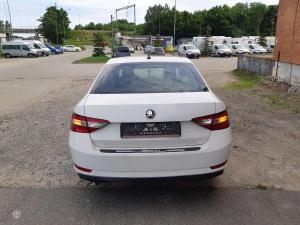 White Skoda SuperB 2016 in Klaipeda, with an engine capacity of 1.60 L and mileage of 285 thousand km for 5400 €, photo 13 on AUTOMOTO.COM.LV