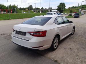 White Skoda SuperB 2016 in Klaipeda, with an engine capacity of 1.60 L and mileage of 285 thousand km for 5400 €, photo 14 on AUTOMOTO.COM.LV