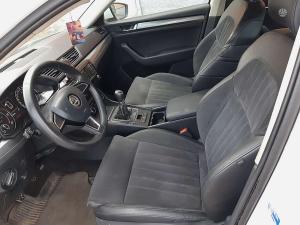 White Skoda SuperB 2016 in Klaipeda, with an engine capacity of 1.60 L and mileage of 285 thousand km for 5400 €, photo 16 on AUTOMOTO.COM.LV