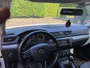Balts Skoda SuperB 2016 Jūrmala, ar dzinēja tilpumu 1.60 L un nobraukumu 180 tūkst. km par 7900 €, foto 6 vietnē AUTOMOTO.COM.LV