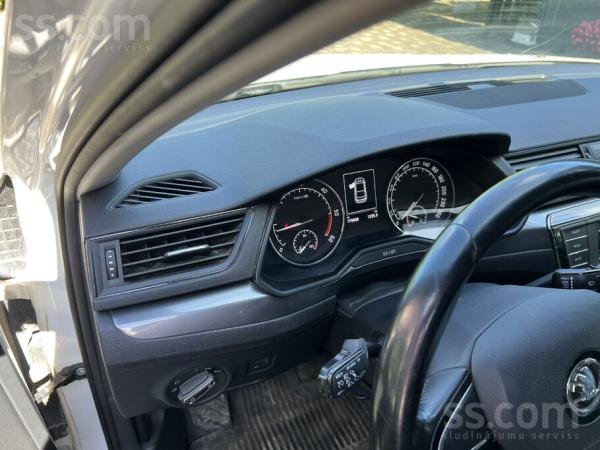 White Skoda SuperB 2016 in Jurmala, with an engine capacity of 1.60 L and mileage of 180 thousand km for 8500 €, photo 8 on AUTOMOTO.COM.LV