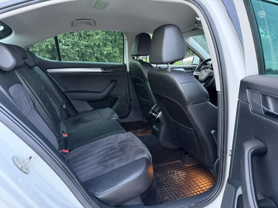 White Skoda SuperB 2016 in Kaunas, with an engine capacity of 1.97 L and mileage of 248 thousand km for 8950 €, photo 18 on AUTOMOTO.COM.LV