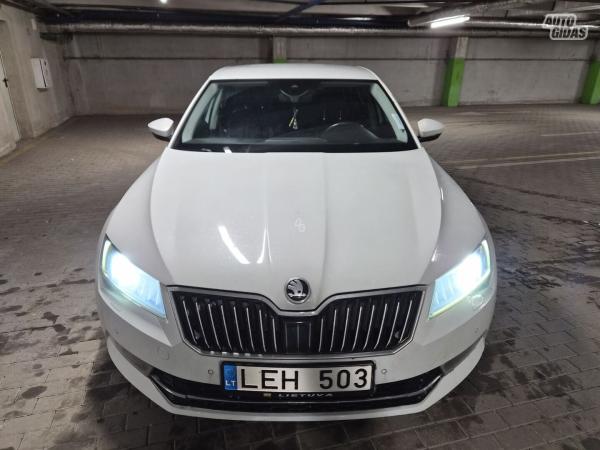 White Skoda SuperB 2017 in Vilnius, with an engine capacity of 2.00 L and mileage of 291 thousand km for 11300 €, photo 3 on AUTOMOTO.COM.LV