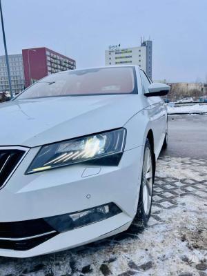 White Skoda SuperB 2017 in Vilnius, with an engine capacity of 1.97 L and mileage of 343 thousand km for 10500 €, photo 11 on AUTOMOTO.COM.LV