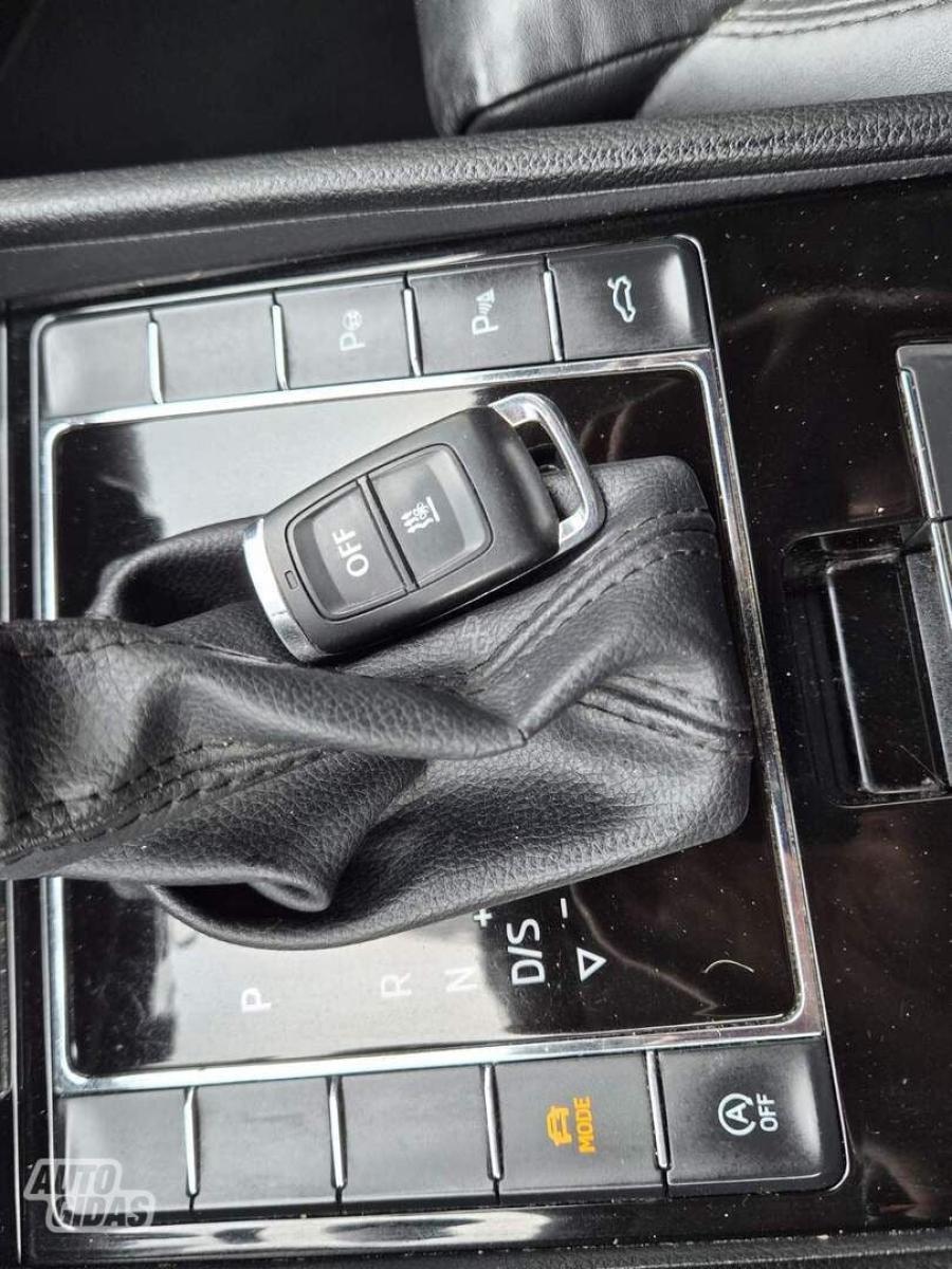 Balts Skoda SuperB 2017 Viļņa, ar dzinēja tilpumu 2.00 L un nobraukumu 298 tūkst. km par 9400 €, foto 10 vietnē AUTOMOTO.COM.LV