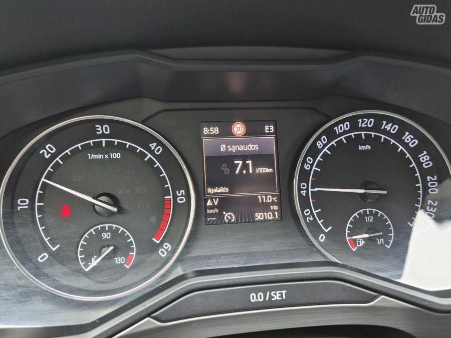 Balts Skoda SuperB 2017 Viļņa, ar dzinēja tilpumu 2.00 L un nobraukumu 298 tūkst. km par 9400 €, foto 11 vietnē AUTOMOTO.COM.LV