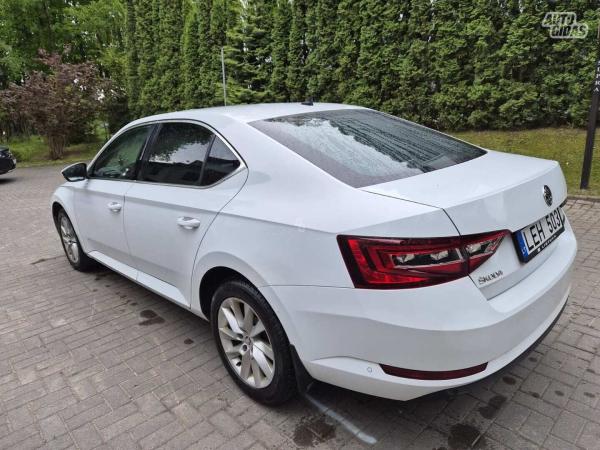 Balts Skoda SuperB 2017 Viļņa, ar dzinēja tilpumu 2.00 L un nobraukumu 298 tūkst. km par 9400 €, foto 4 vietnē AUTOMOTO.COM.LV