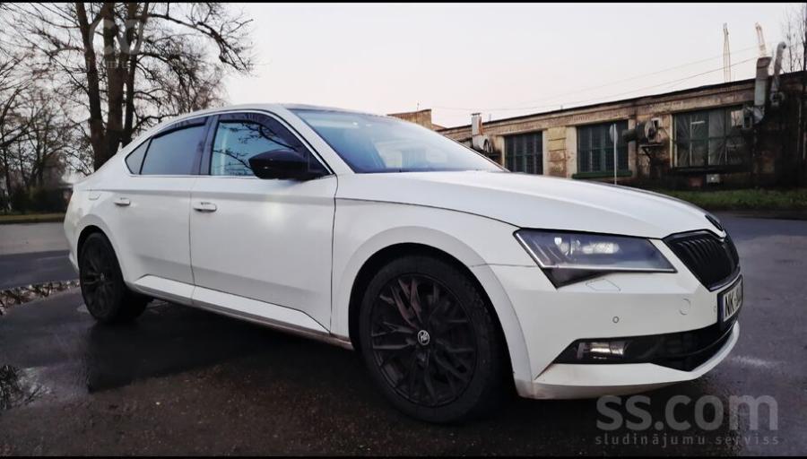 White Skoda SuperB 2018 in Riga, with an engine capacity of 1.60 L and mileage of 203 thousand km for 12250 €, photo 3 on AUTOMOTO.COM.LV