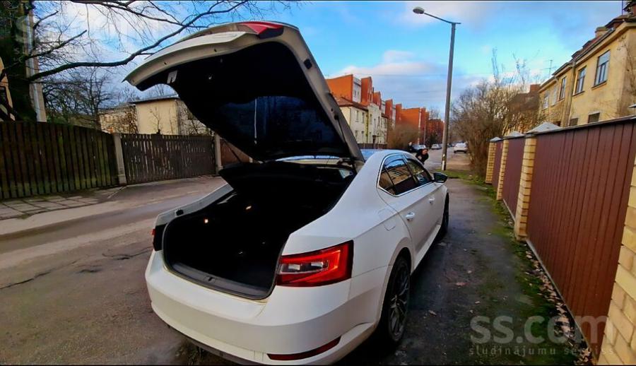 White Skoda SuperB 2018 in Riga, with an engine capacity of 1.60 L and mileage of 203 thousand km for 12250 €, photo 18 on AUTOMOTO.COM.LV