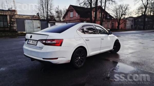 Balts Skoda SuperB 2018 Rīga, ar dzinēja tilpumu 1.60 L un nobraukumu 208 tūkst. km par 9990 €, foto 7 vietnē AUTOMOTO.COM.LV