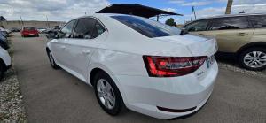 White Skoda SuperB 2018 in Taurage, with an engine capacity of 1.60 L and mileage of 254 thousand km for 8500 €, photo 6 on AUTOMOTO.COM.LV