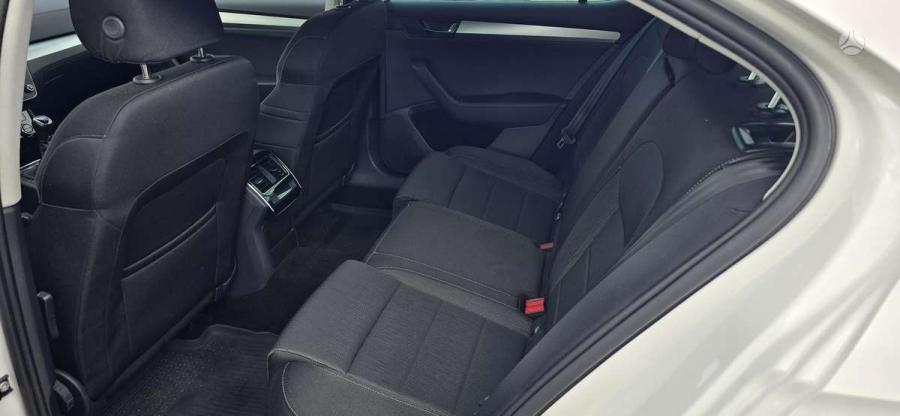 White Skoda SuperB 2018 in Taurage, with an engine capacity of 1.60 L and mileage of 254 thousand km for 8500 €, photo 16 on AUTOMOTO.COM.LV