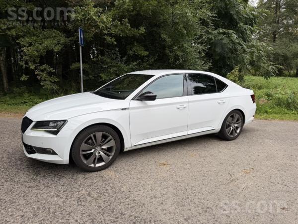 White Skoda SuperB 2018 in Riga, with an engine capacity of 1.80 L and mileage of 169 thousand km for 15900 €, photo 3 on AUTOMOTO.COM.LV