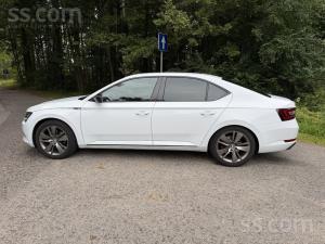 Белый Шкода Суперб 2018 в Рига, объемом двигателя 1.80 л и пробегом 169 тыс. км за 15900 €, фото 4 на AUTOMOTO.COM.LV