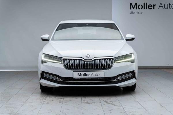 Balts Skoda SuperB 2019 Peetri, ar dzinēja tilpumu 2.00 L un nobraukumu 210 tūkst. km par 16150 €, foto 3 vietnē AUTOMOTO.COM.LV