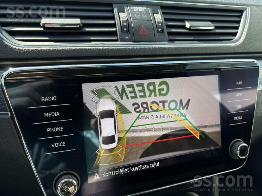 Balts Skoda SuperB 2020 Rīga, ar dzinēja tilpumu 1.40 L un nobraukumu 100 tūkst. km par 21500 €, foto 34 vietnē AUTOMOTO.COM.LV
