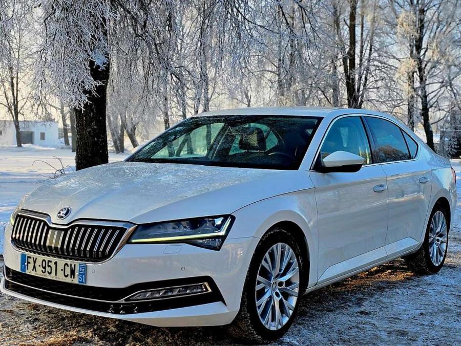 White Skoda SuperB 2021 in Taurage, with an engine capacity of 1.97 L and mileage of 178 thousand km for 15900 €, photo 1 on AUTOMOTO.COM.LV