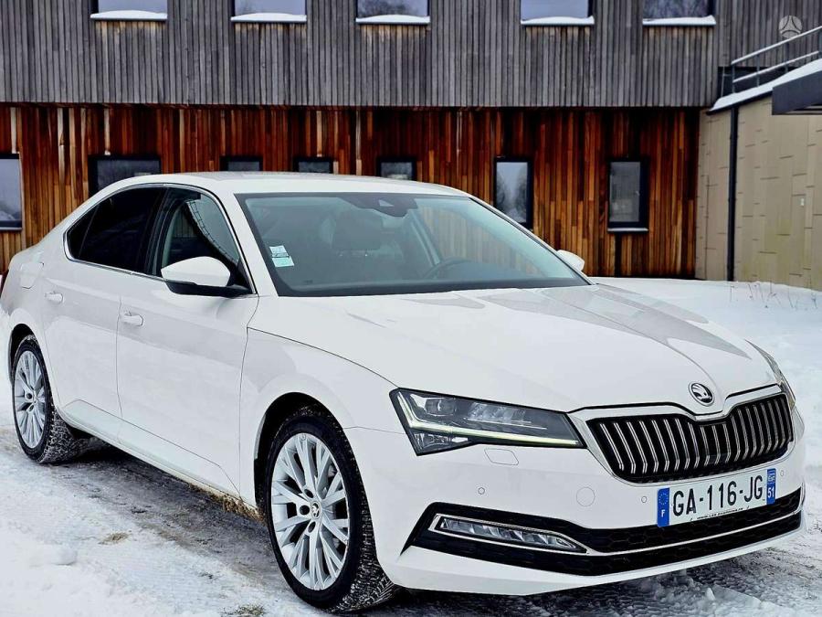 White Skoda SuperB 2021 in Taurage, with an engine capacity of 1.97 L and mileage of 171 thousand km for 15500 €, photo 3 on AUTOMOTO.COM.LV