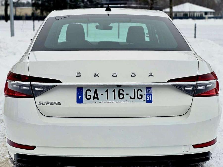 White Skoda SuperB 2021 in Taurage, with an engine capacity of 1.97 L and mileage of 171 thousand km for 15500 €, photo 6 on AUTOMOTO.COM.LV