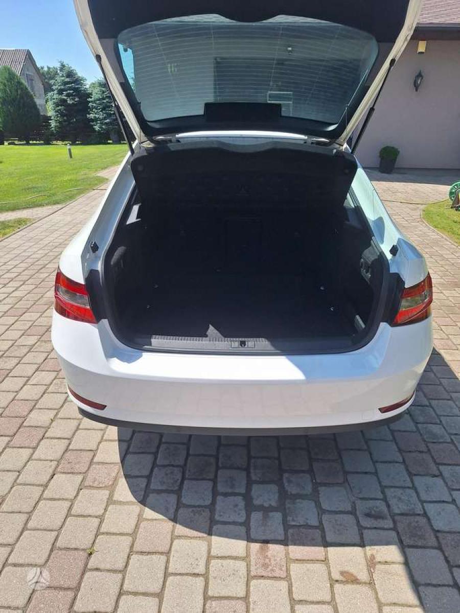 Balts Skoda SuperB 2021 Šilutė, ar dzinēja tilpumu 1.97 L un nobraukumu 190 tūkst. km par 14500 €, foto 14 vietnē AUTOMOTO.COM.LV