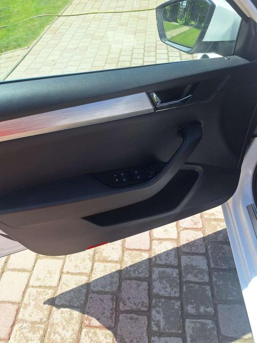 Balts Skoda SuperB 2021 Šilutė, ar dzinēja tilpumu 1.97 L un nobraukumu 190 tūkst. km par 14500 €, foto 25 vietnē AUTOMOTO.COM.LV