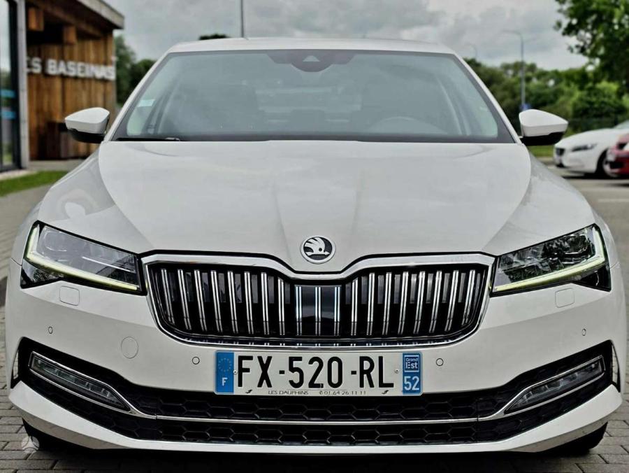 Balts Skoda SuperB 2021 Tauragė, ar dzinēja tilpumu 1.97 L un nobraukumu 187 tūkst. km par 14800 €, foto 1 vietnē AUTOMOTO.COM.LV